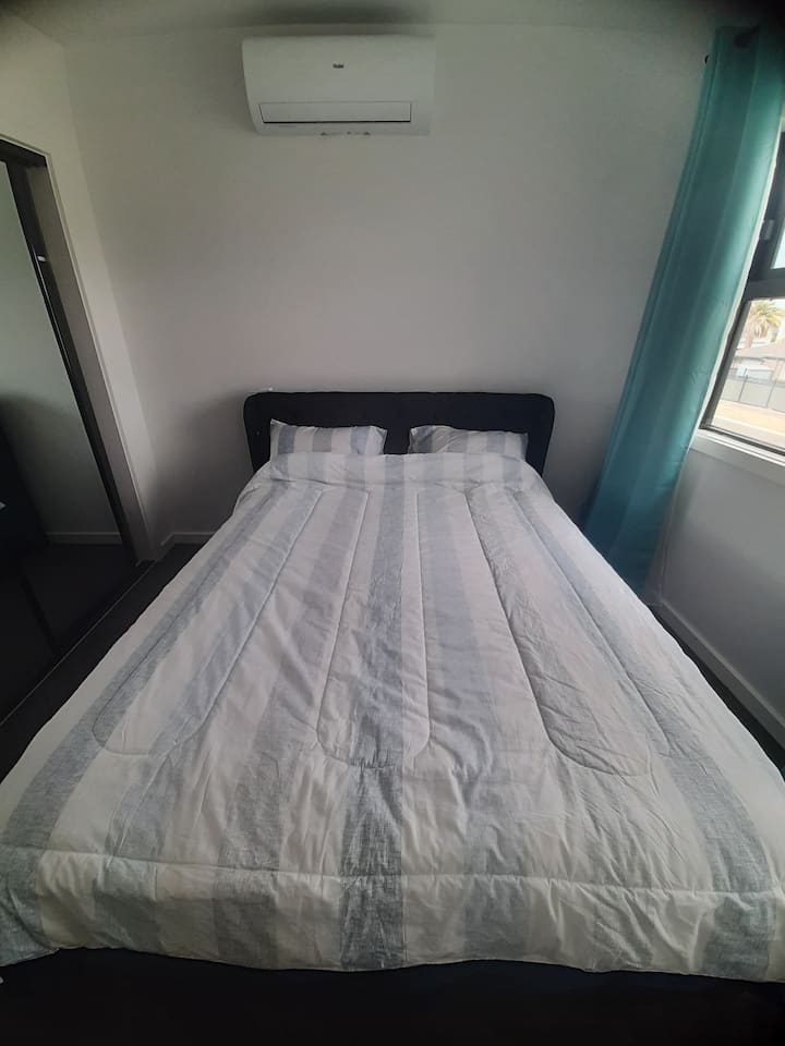 Tarneit Gardens Home
1 Master Bedroom
1 Bedroom - Point Cook