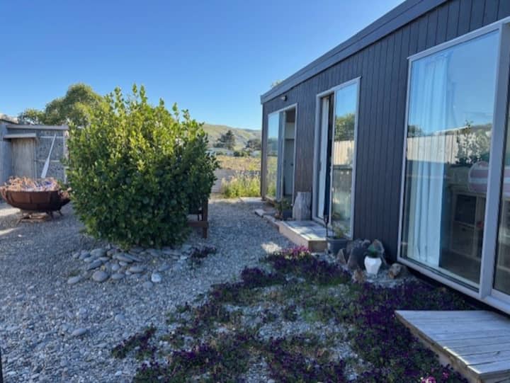 Banks Peninsula Escape-birdlings Flat - Little River