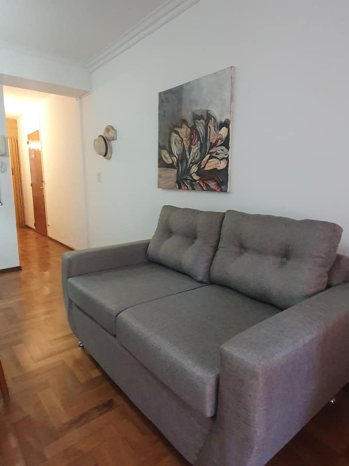 Cómodo Depto. De 2 Dormitorios En Nueva Córdoba - Córdoba