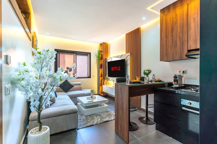 Appartement Luxueux Moderne Avec Vue Sur La Gare - Marrakesh