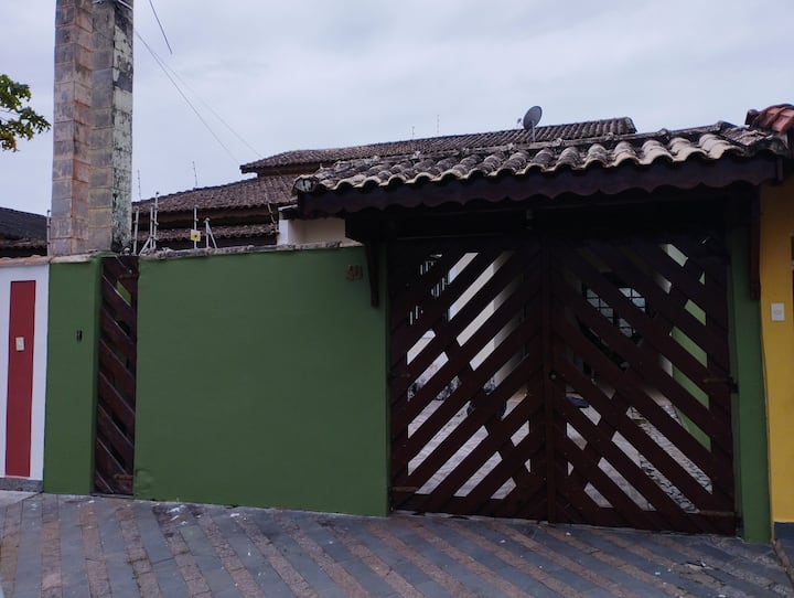 Casa De Praia Confortável E Segura. - Peruíbe