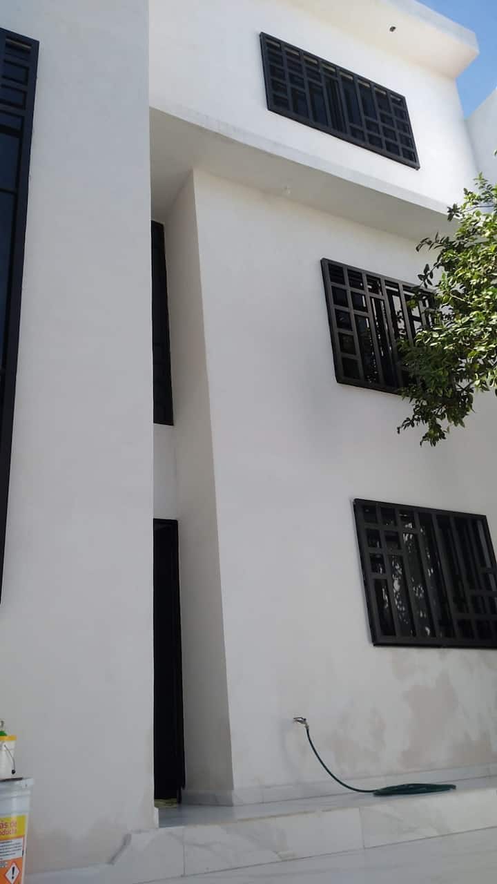 Hermosa Casa Para 8 O Más Personas - Santiago de Querétaro