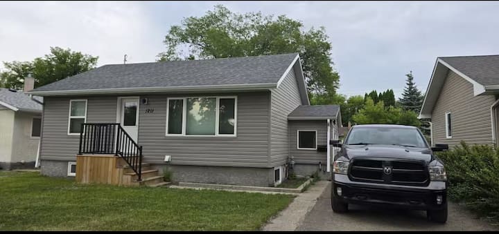 2-bedroom Home , Perfectly Suited For Family - Brandon