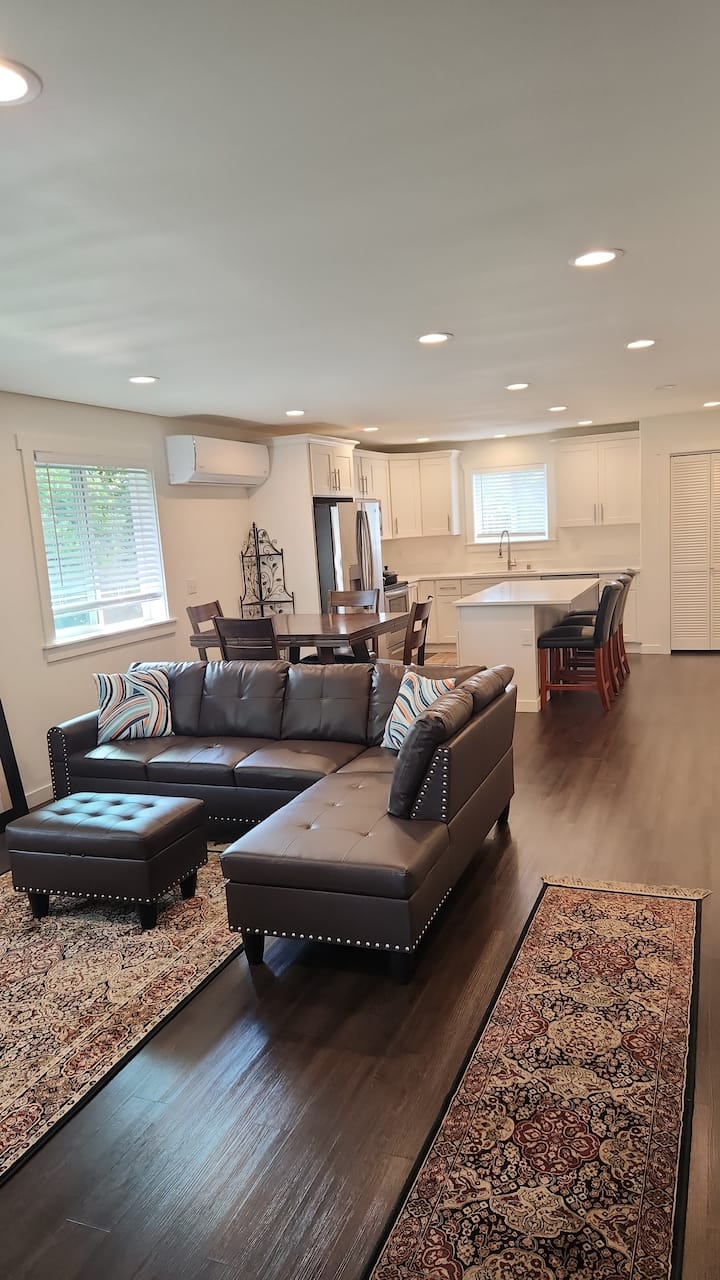 Angelic Sky Suite | Peaceful Tacoma Getaway - Tacoma, WA