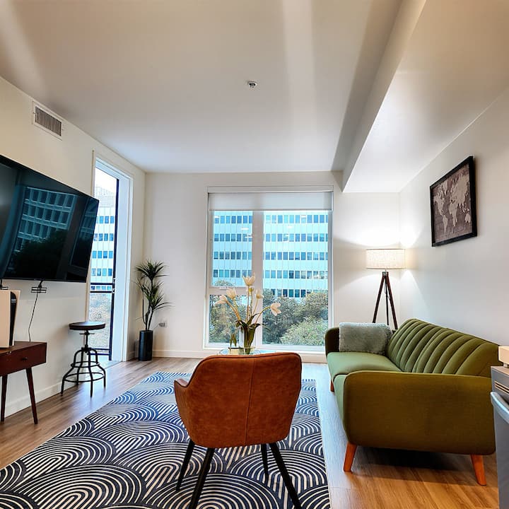 The West Penthouse - West Sacramento, CA