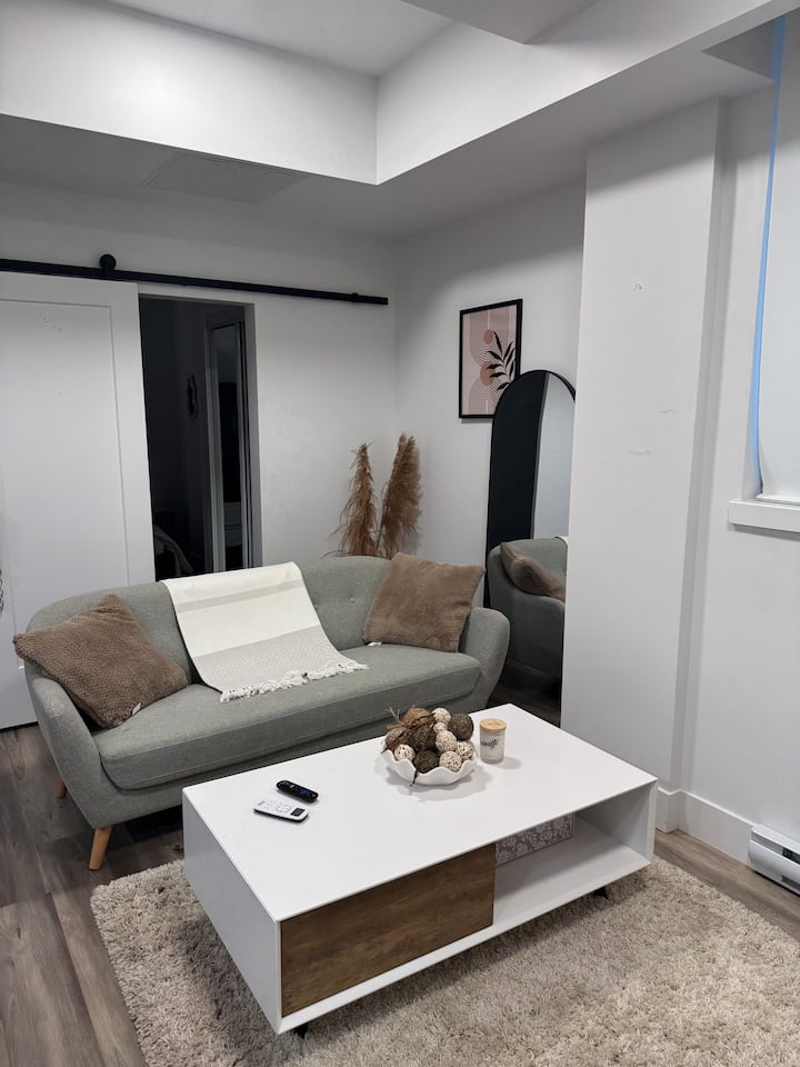 Uptown Saint John Luxury & Cozy Retreat - Saint-John