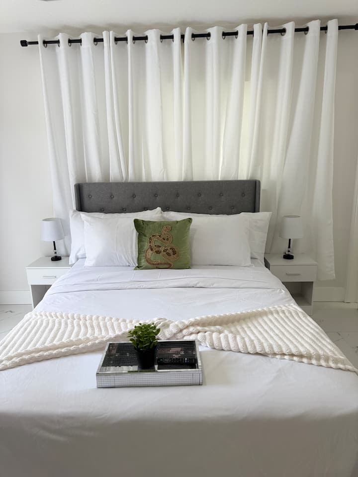 Love In The Air, Perfect Location - Raymond James Stadium - Tampa