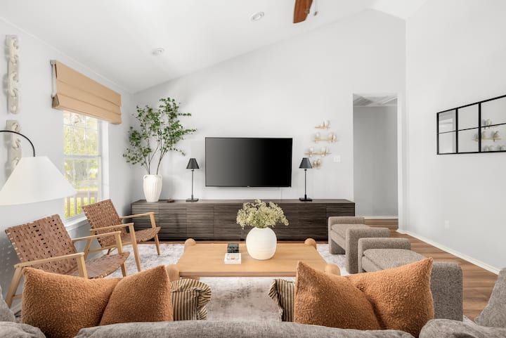 *New* Spicewood Cottage | Minutes To Lake Travis - Spicewood, TX