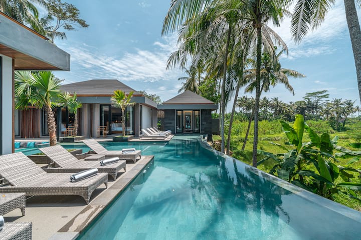 Impressive 6br Ubud Villa: Gym, Spa, Massive Pool! - Australie