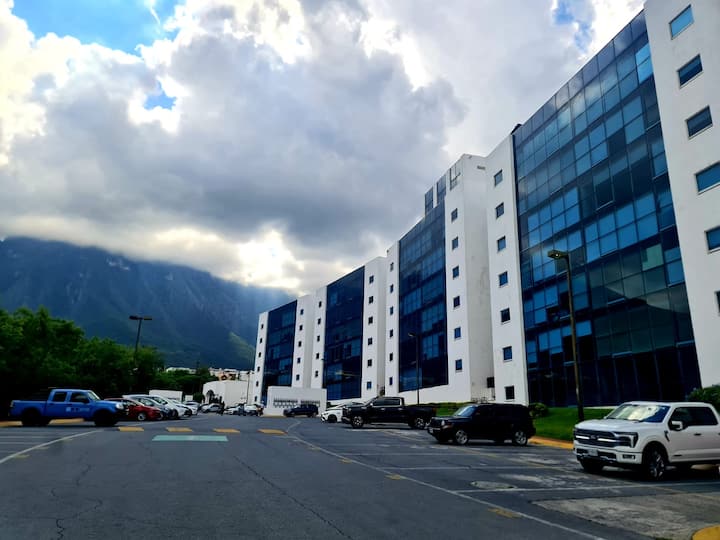 Departamento Zona Cumbres, Vigilancia 24 H. - Monterrey