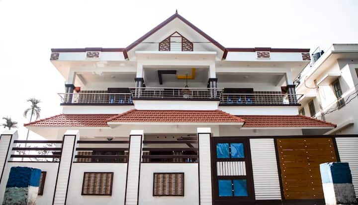 Your Cozy Home Away From Home - Aleppey