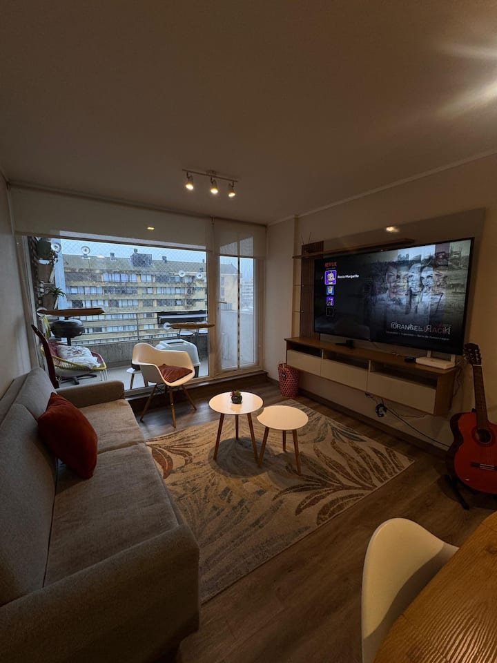 Moderno Y Equipado Alojamiento Con Estacionamiento - Chile