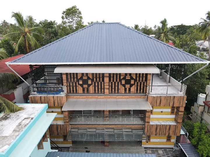 "Aura Villa"by Happifistays - Thiruvananthapuram