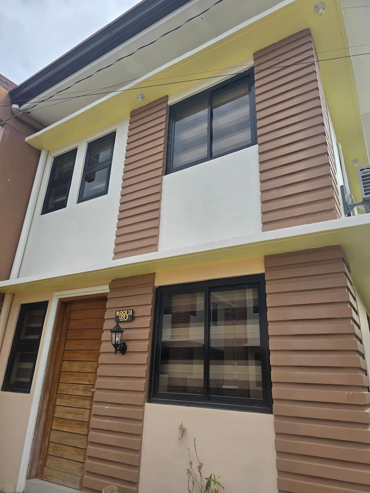 Ilocos Norte Escape | 2br W/ Complete Kitchen - San Nicolas