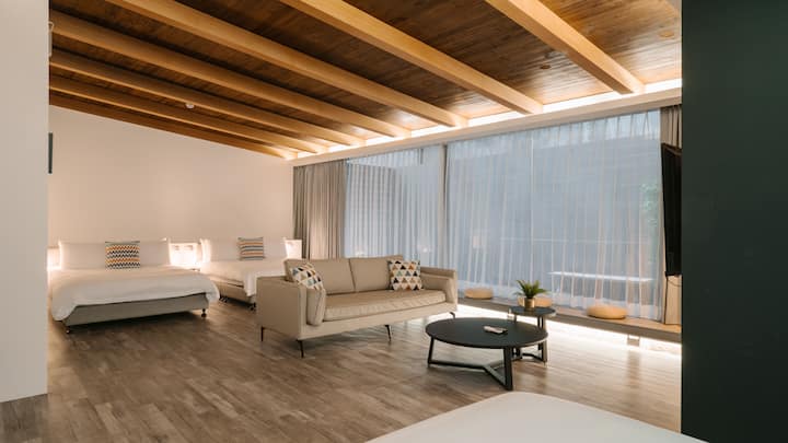 台北西門町/三床露臺房 - Taipei