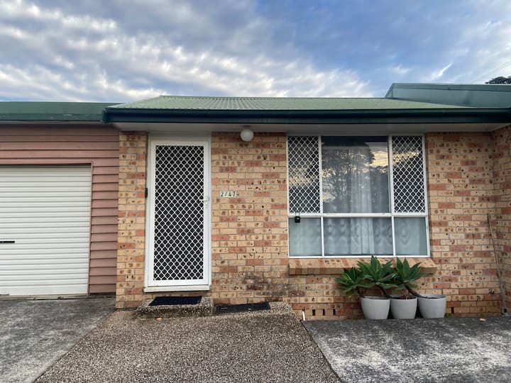 Cosy 3-bedroom House, Walk To Uow - University of Wollongong, Wollongong campus