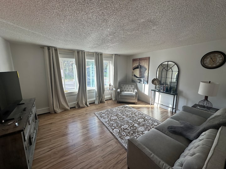Relaxing & Private Space/easy Access To Everything - Fairbanks, AK