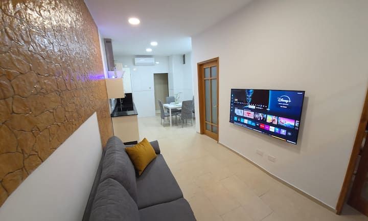 Center Las Canteras Beach - Las Palmas de Gran Canaria