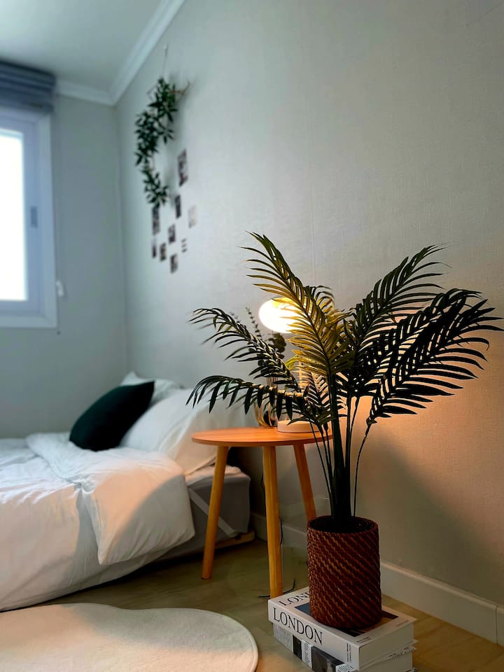 #핫플_화성행궁
#행리단길
#공방거리
#수원Kt위즈파크
#방화수류정
#플라잉수원
#무료넷플 - 파장동