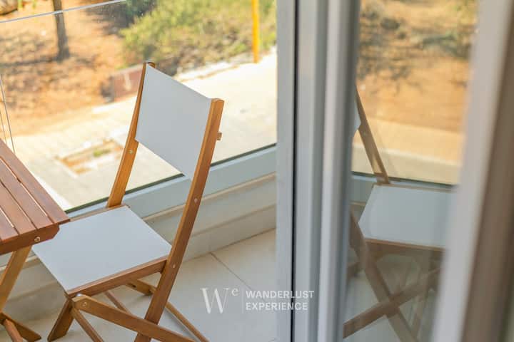 Wanderlust Experience | Waves | Ecume - Bari