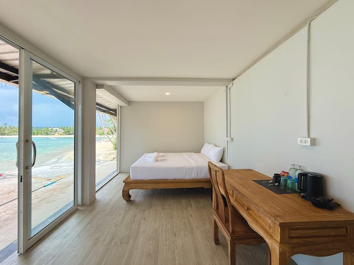 Escape Beach Front Cottage - Double Room - Ko Samui
