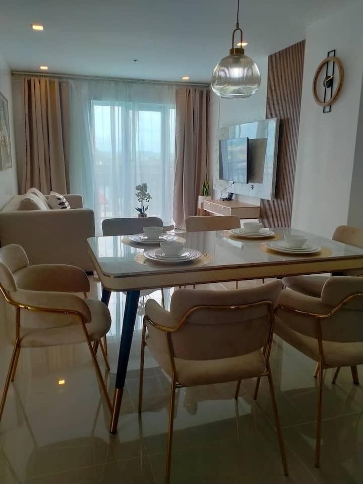 Iloilo Chic Condo - Iloilo City