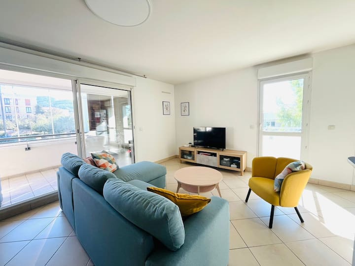 Spacieux Logement à Bonneveine, Terrasse, Parking - Marsella, Francia