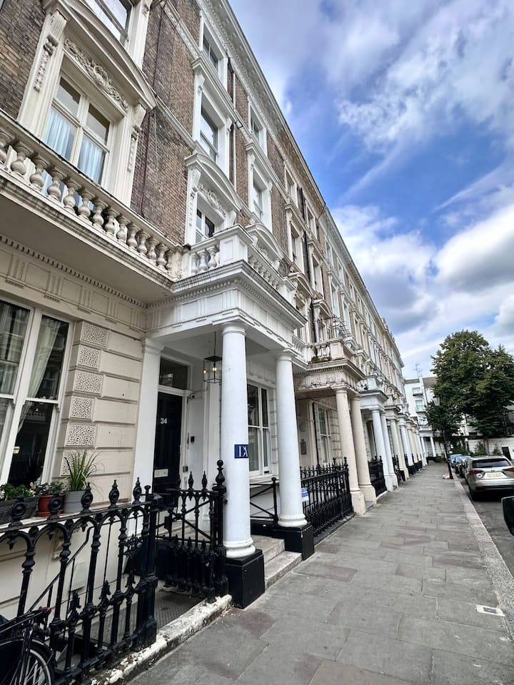 (F3)modern Studio Zone 1 Notting Hill Wi-fi Incl - The Warwick Castle