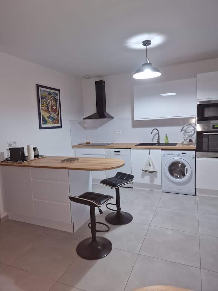 Villa Récente 2 Chambres, Jardin, Parking Privé - Salon-de-Provence