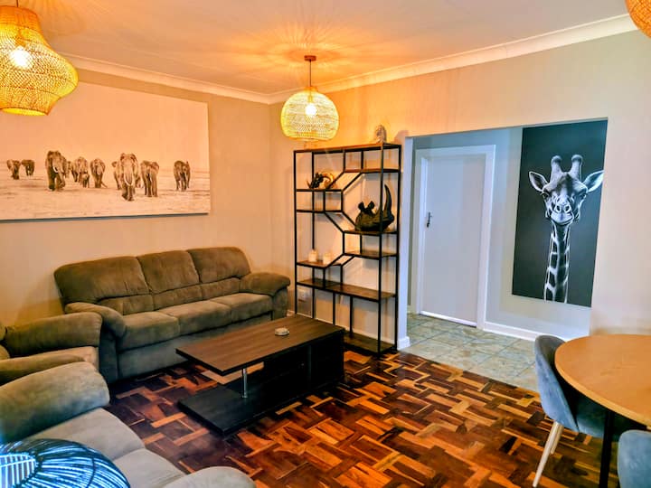 Tau Golden Mane Guest House - Johannesburg