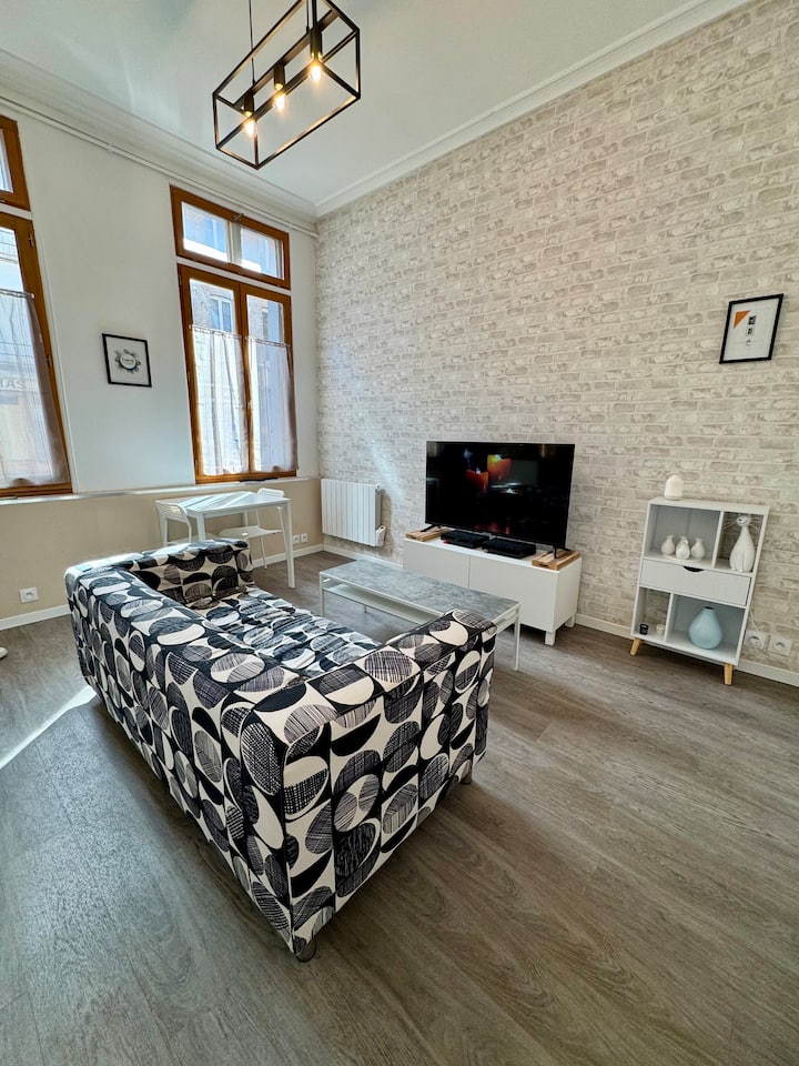 Charmant Appartement En Rdc Avec Parking Gratuit - Cléon