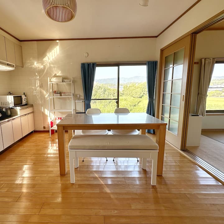 Taga House~ 5-min Walk Beach, Lawson, Supermarket - 아와지시