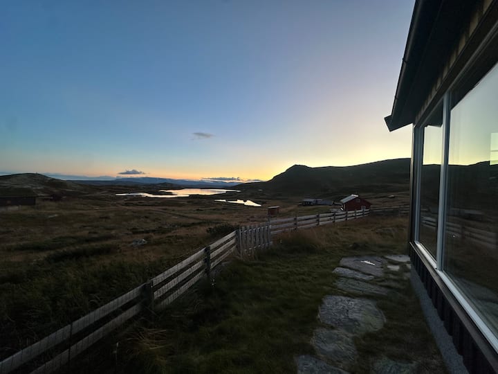 "Støls-hytte" Med Fantastisk Beliggenhet! - Norway