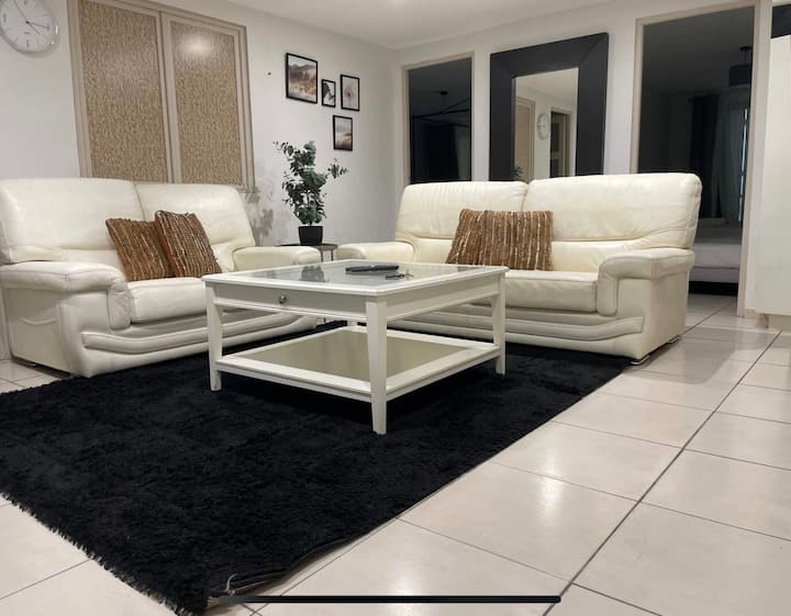 Apparemment à. Marseille - Allauch