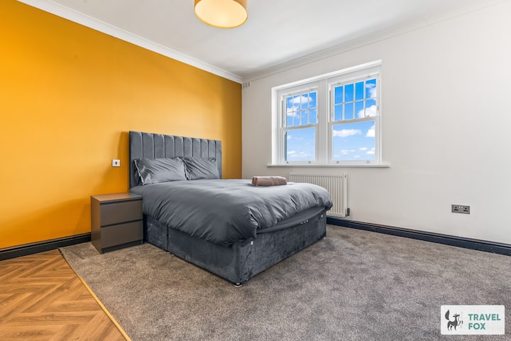 Eden View Wisteria Room - Morecambe