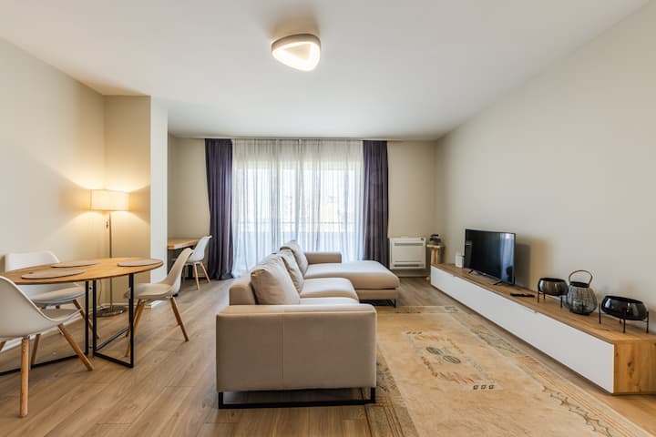 Skai Apartment By Kondo Stays - Tirana