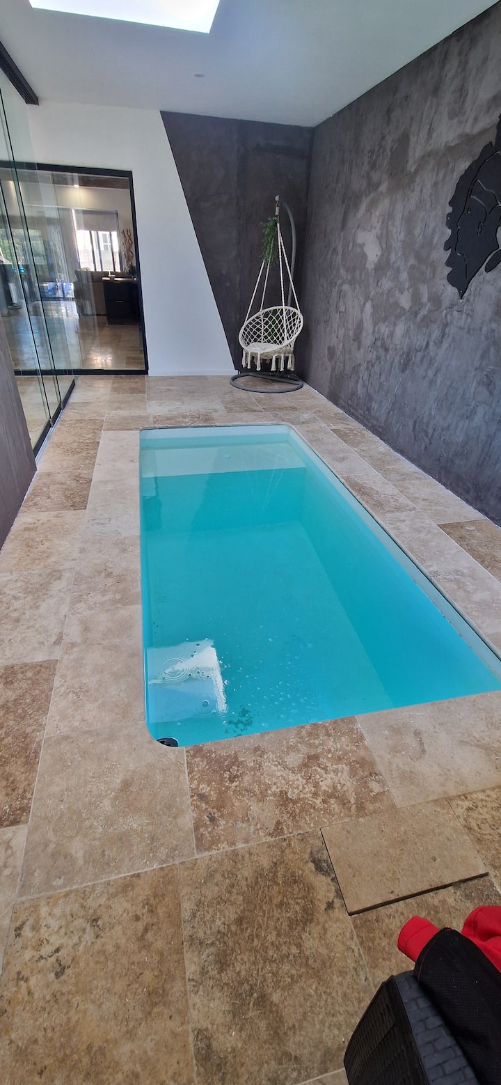 Villa Avec Piscine Chauffée - Languedoc-Roussillon