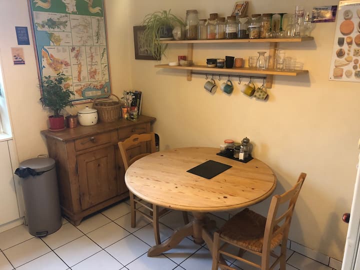 Chambre Grand Lit Double (+Lit Parapluie) - Strasbourg