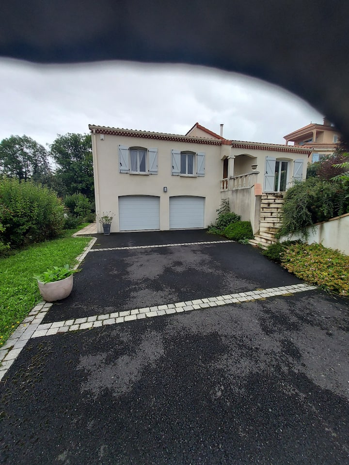 Chambre Chez Particulier Au Crest - Saint-Saturnin