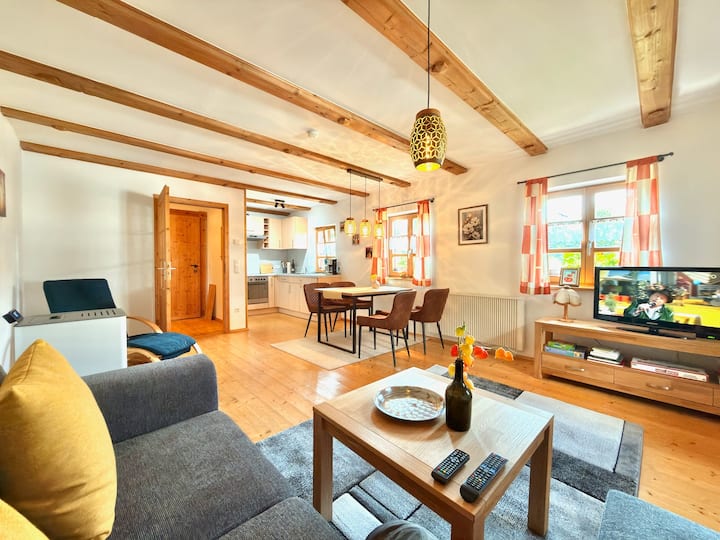 Bavarian Forest House – Tradition Meets Modernity - Cham