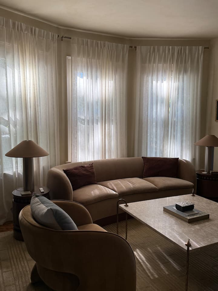 Design-led Catskill Retreat · Near Hudson - Hudson, NY