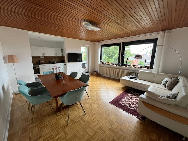 Stilvolle 2-zi.-whg. Mit Balkon & Guter Anbindung - Oldenburg