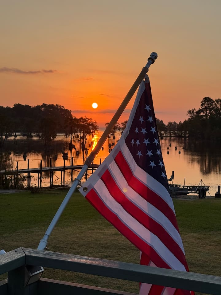 Waterfront Home On Lake Moultrie In Cross, Sc - Lake Moultrie, SC