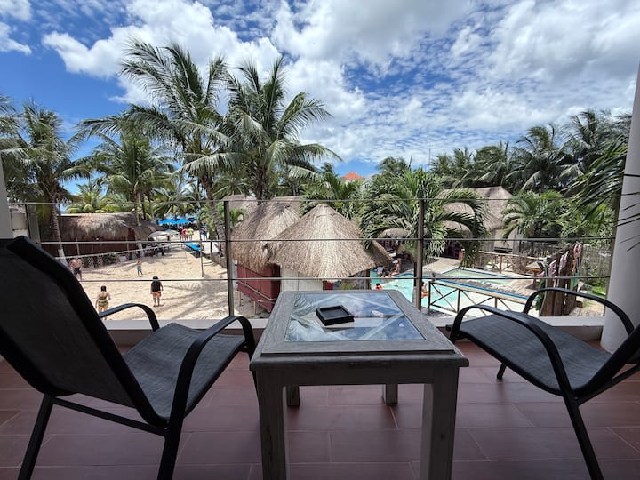 Enjoy A Caribbean Beach A Few Feet From Your Bed - Cozumel