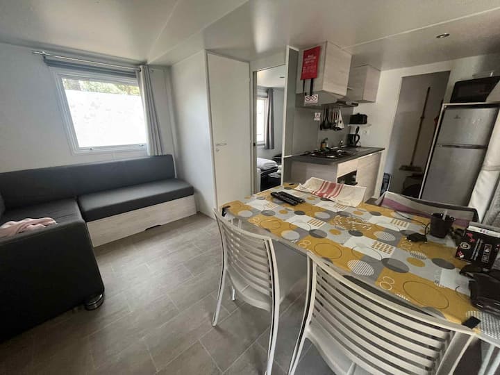 Mobil Home 2 Chambres, Camping 4 éToiles, A-180 - Saint-Jean-de-Monts