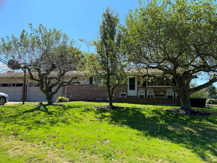 Brick Ranch Lakehouse - Mosquito Lake State Park, Cortland