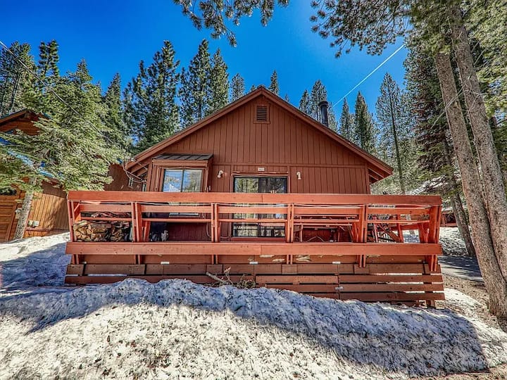 Hot Tub Home In Tahoe Donner - Truckee - Truckee, CA