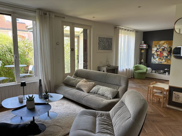 Maison De Charme Avec Jardin Privé - クレテイユ