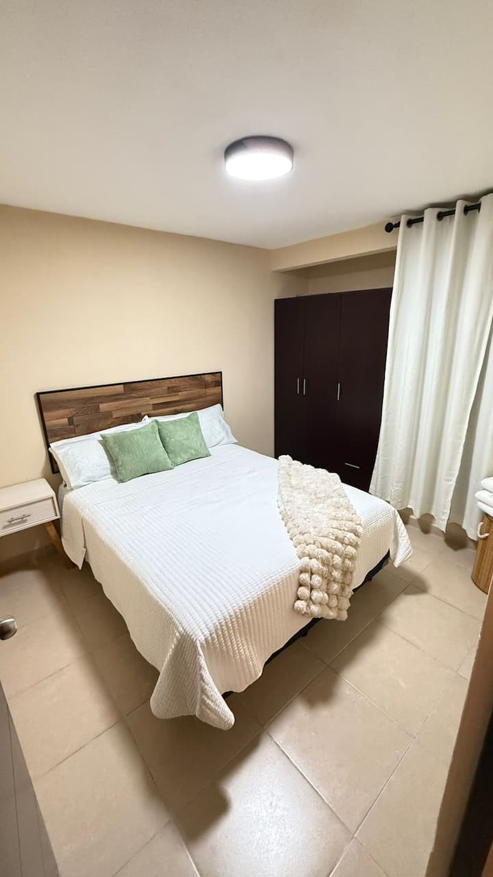 Stay Near The Zócalo And Downtown Mexico City. - Mexico City