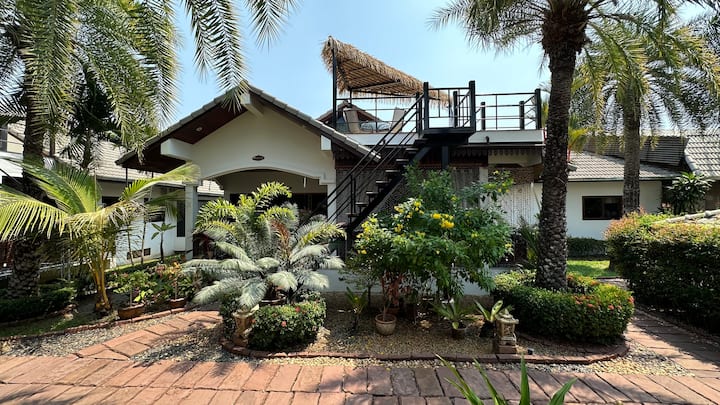 Modern House In A Charming And Quiet Area - 태국